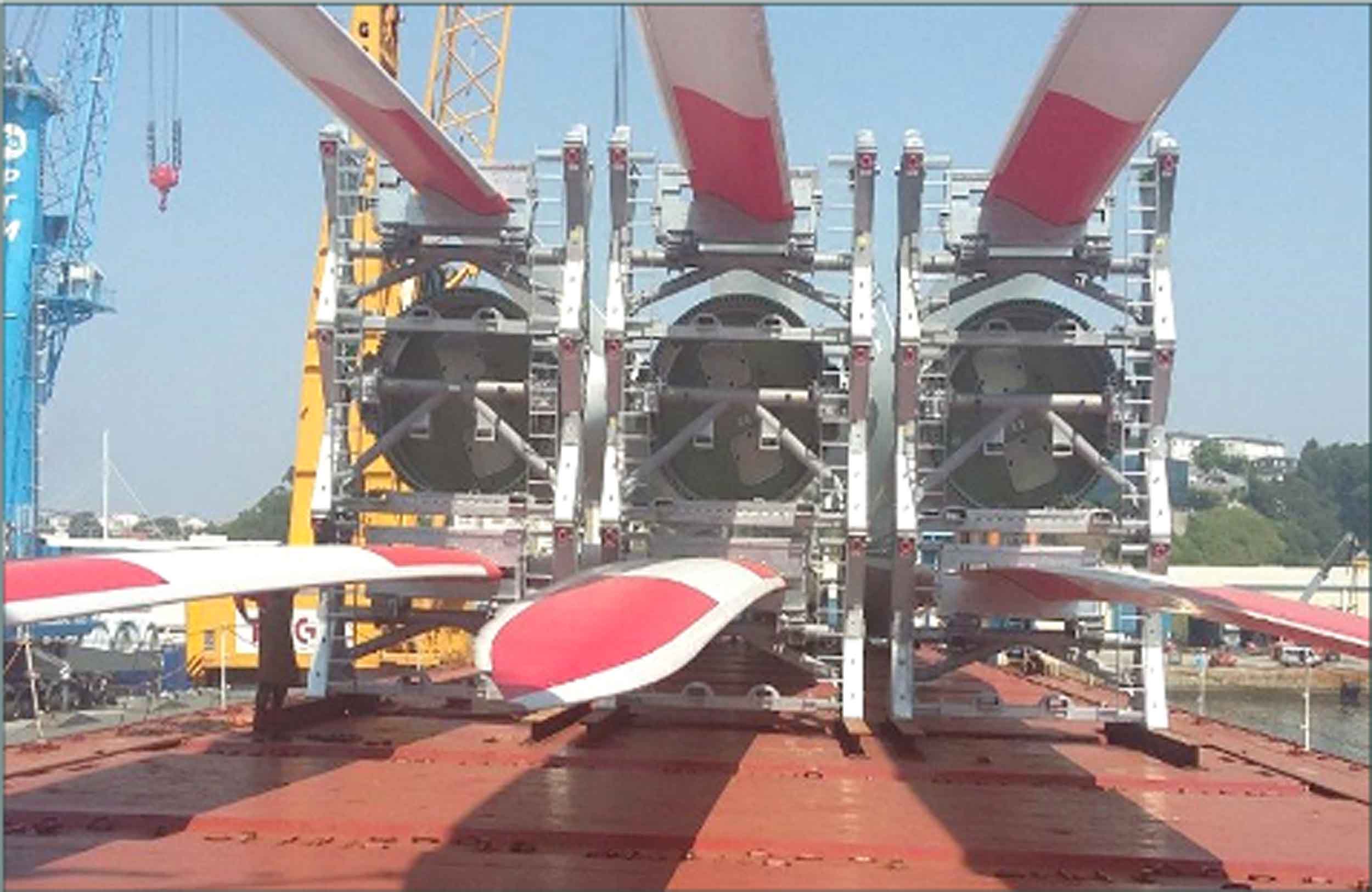 Lifting and transport equipment for the wind power industry